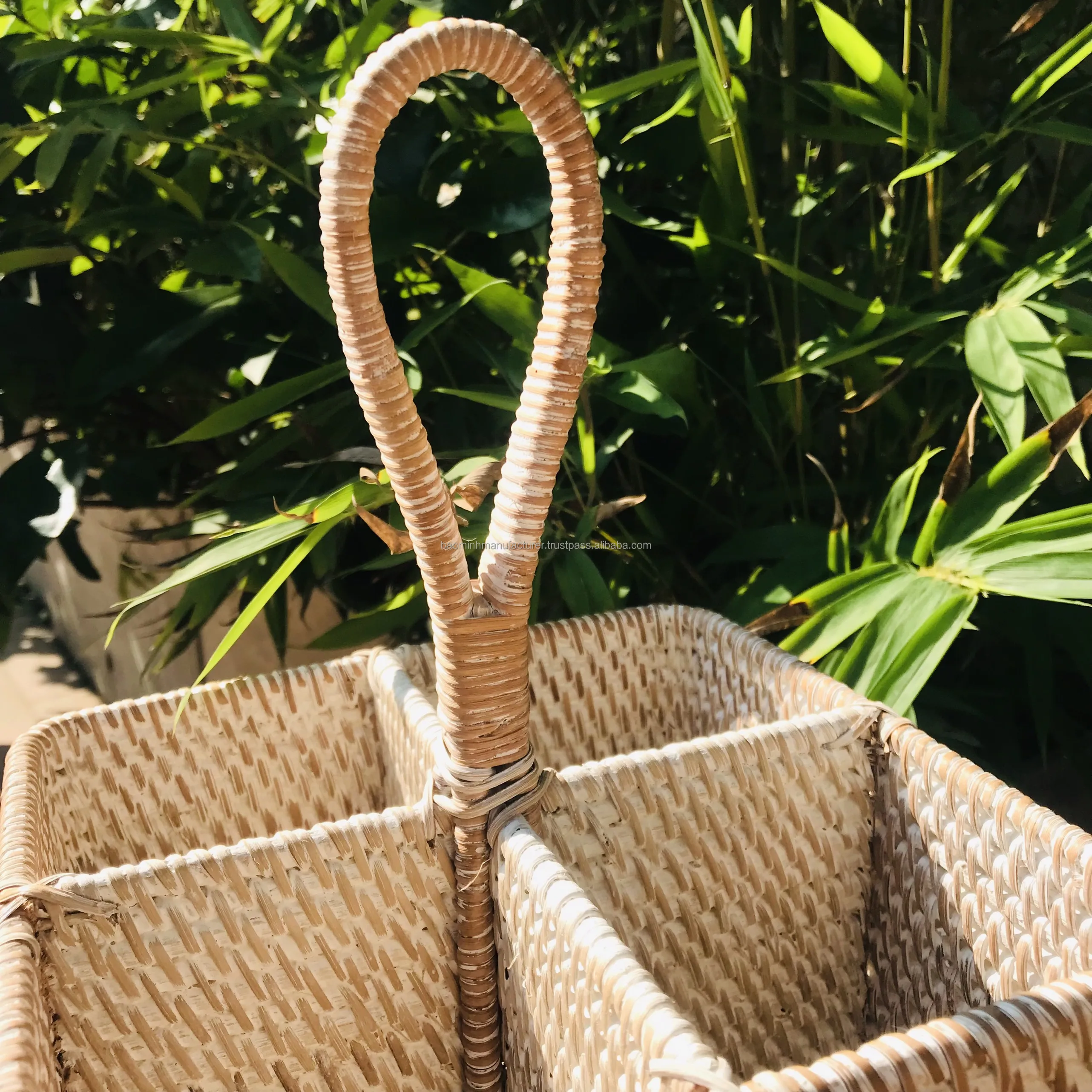 Hot Woven Rattan Caddy Basket Four Compartments Kitchenware/Tableware ...