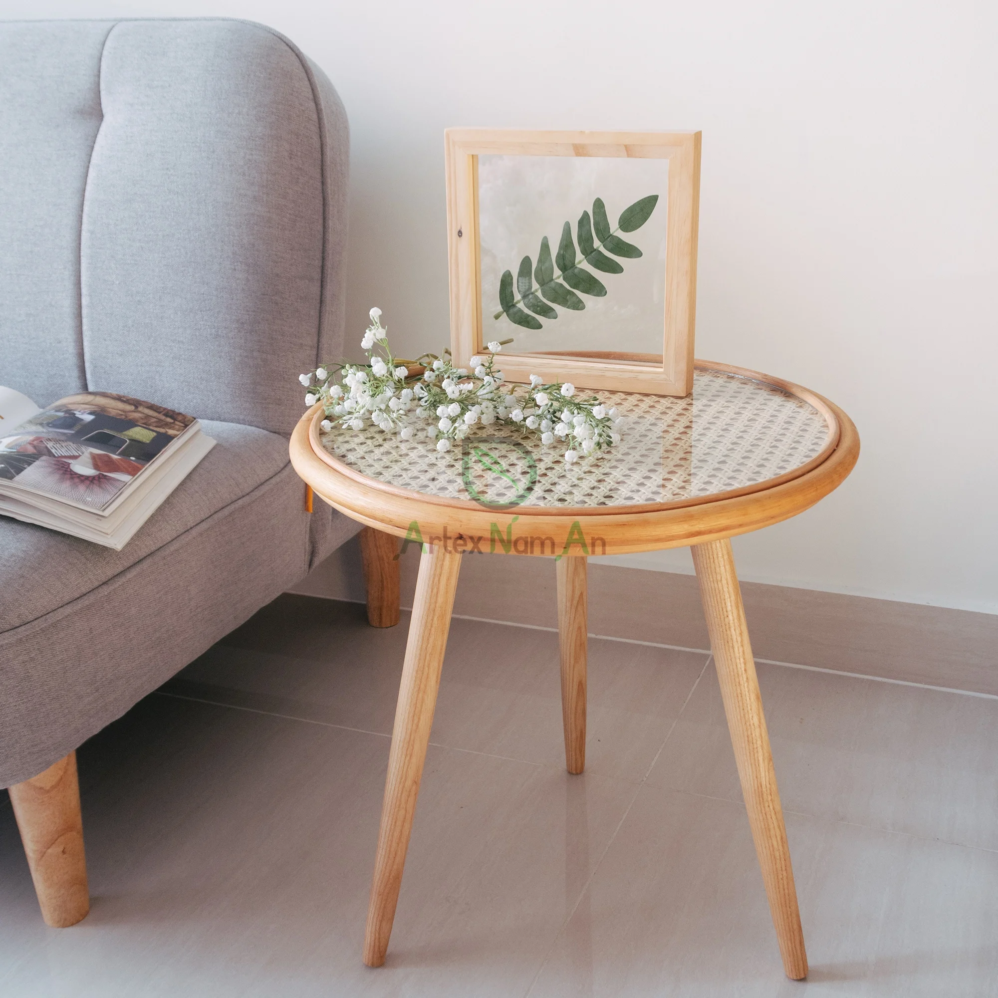 Round Rattan Cane Side Table With Glass Top And Wood Legs/living Room ...