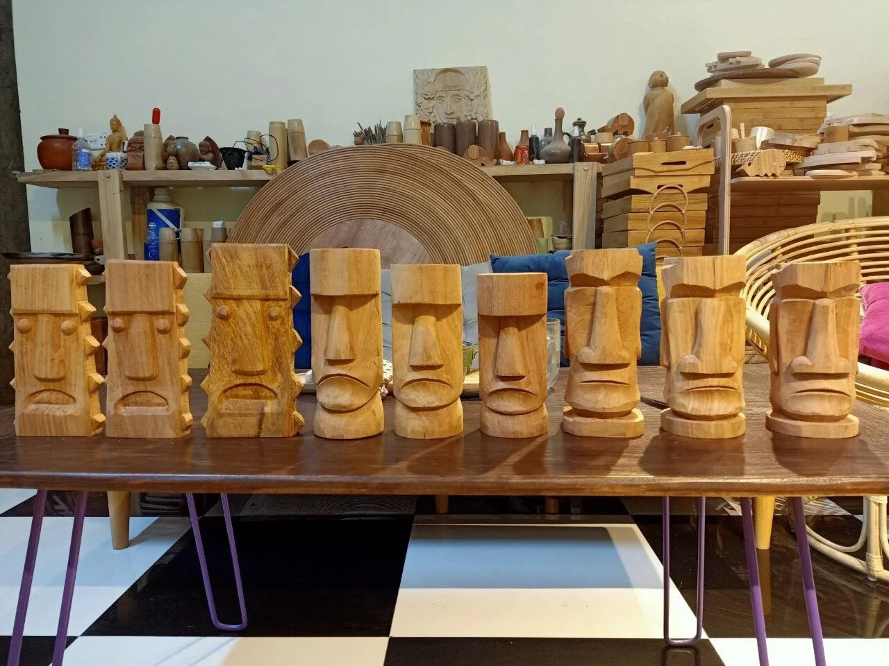 Hot Sale Assorted Wood Tiki Statues /Hand-carved Tiki Wood Sculpture ...