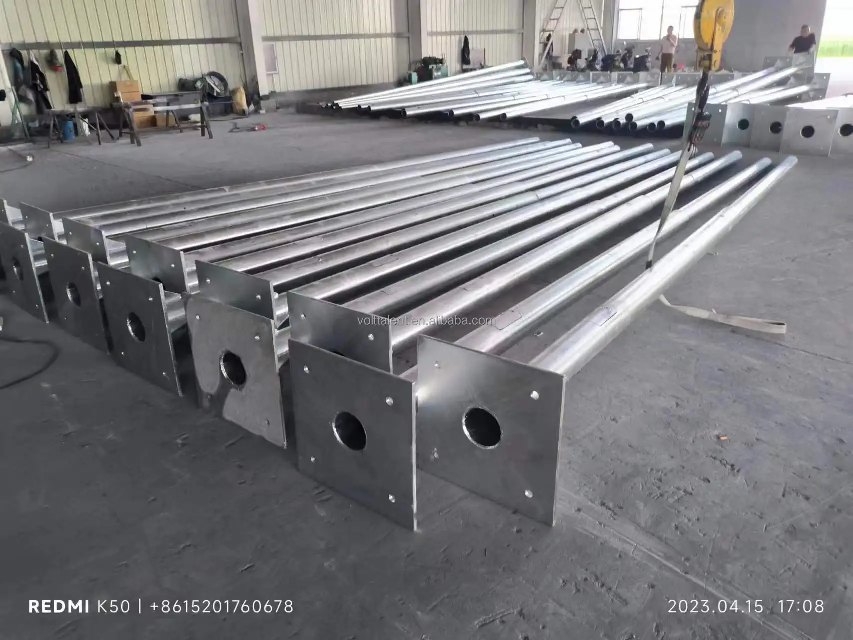 Traffic Signal Lamp Post Octagonal Light Pole Traffic Light Pole ...