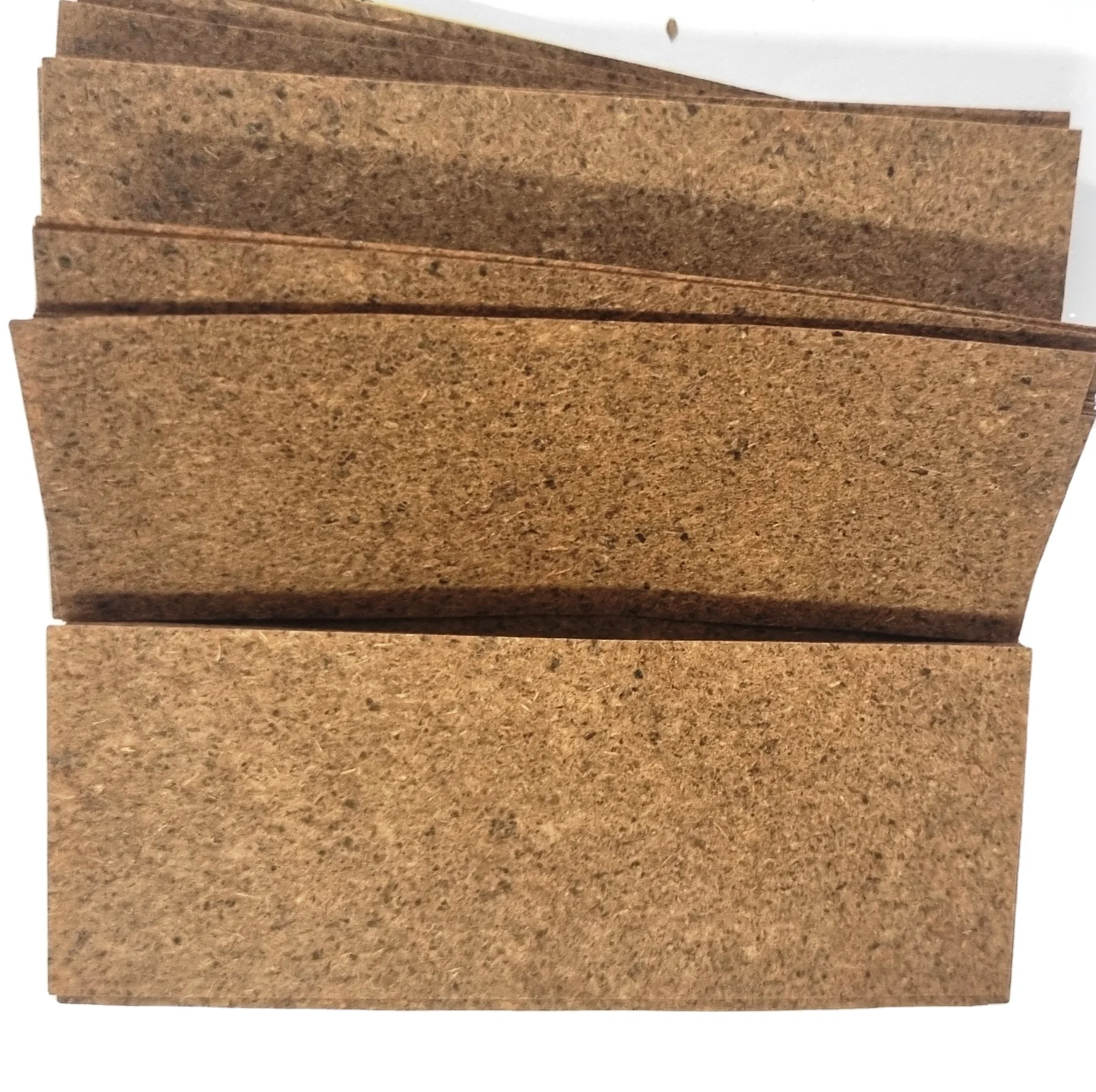 Natural Herbal Brown & Green Loose Rolling Leaf Perfectly Cut Leaves ...