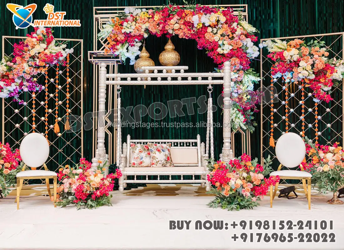 Muslim Walima Bangle Ceremony Stage Decoration Punjabi Wedding Mehndi ...