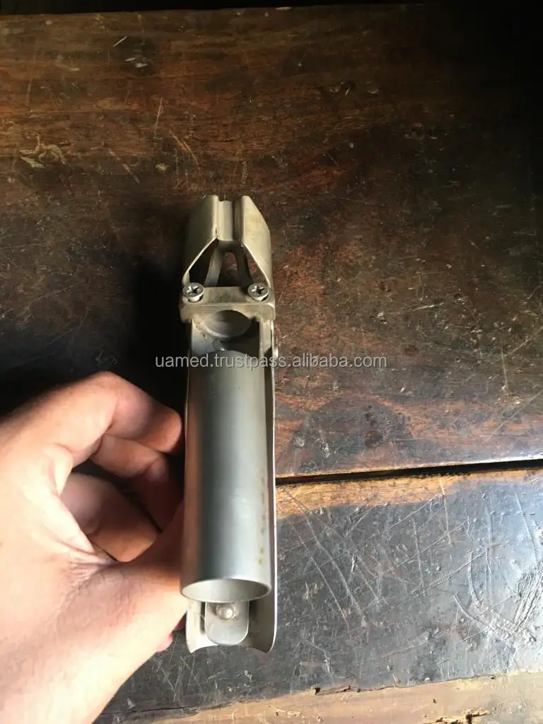 Painless Piglet Tail Docking - UAMED Veterinary Instruments