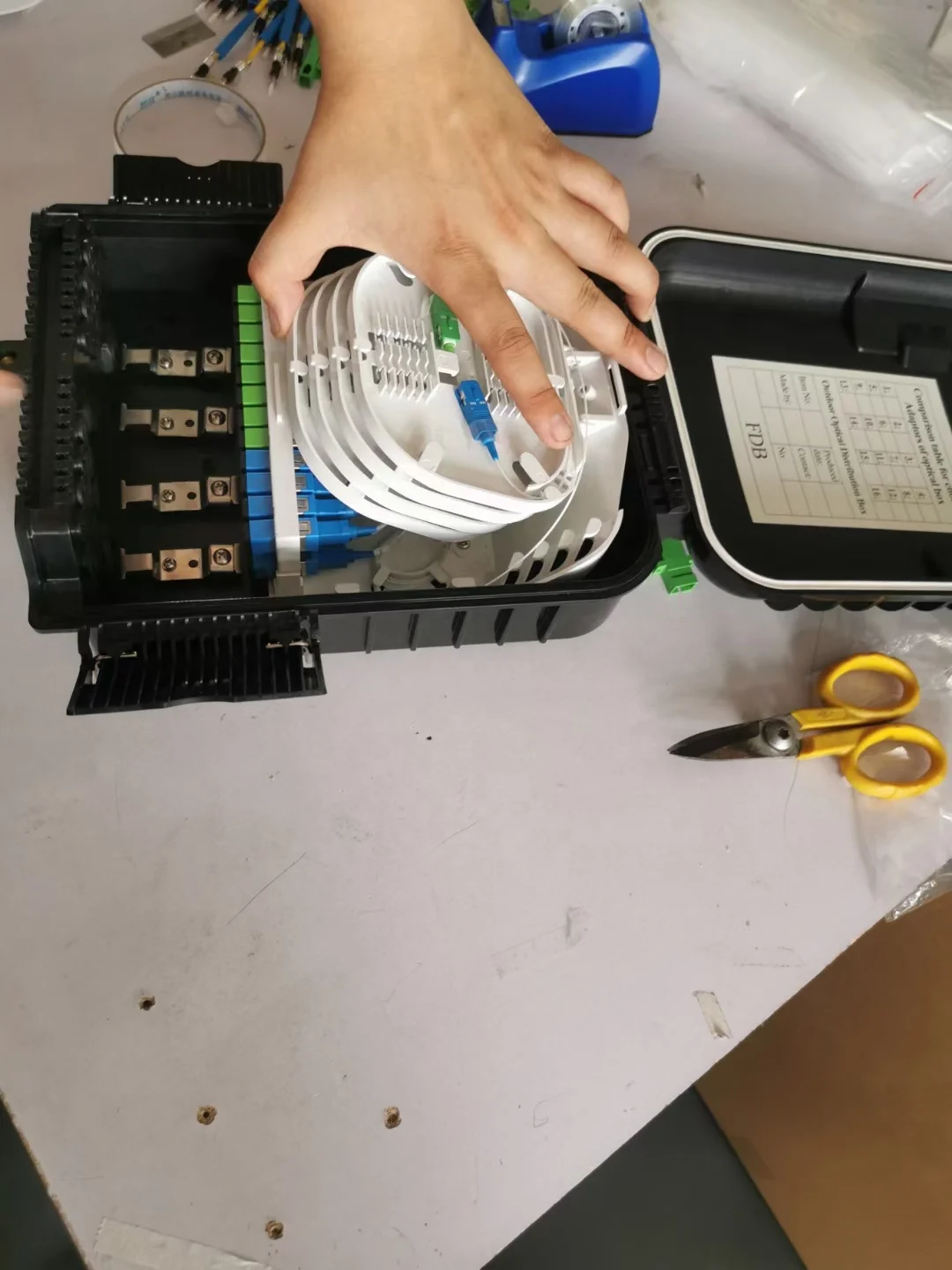 IP68 Waterproof 24 Port Fiber Optic Termination Box ODP/ODB/FDB/NAP ...