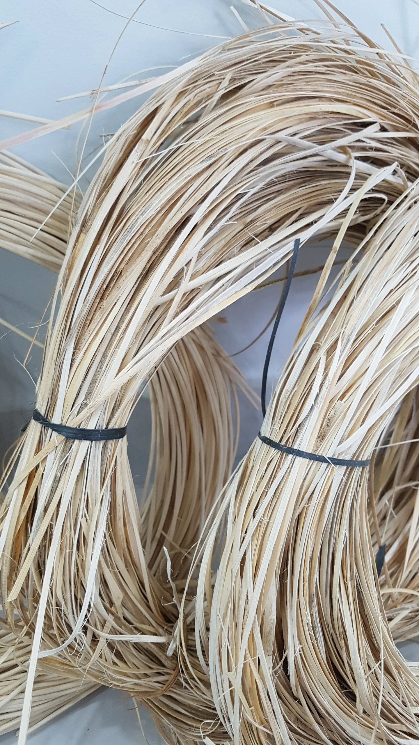 Export Standard Rattan Peel/ Furniture Cane Webbing Round Reed Chair ...