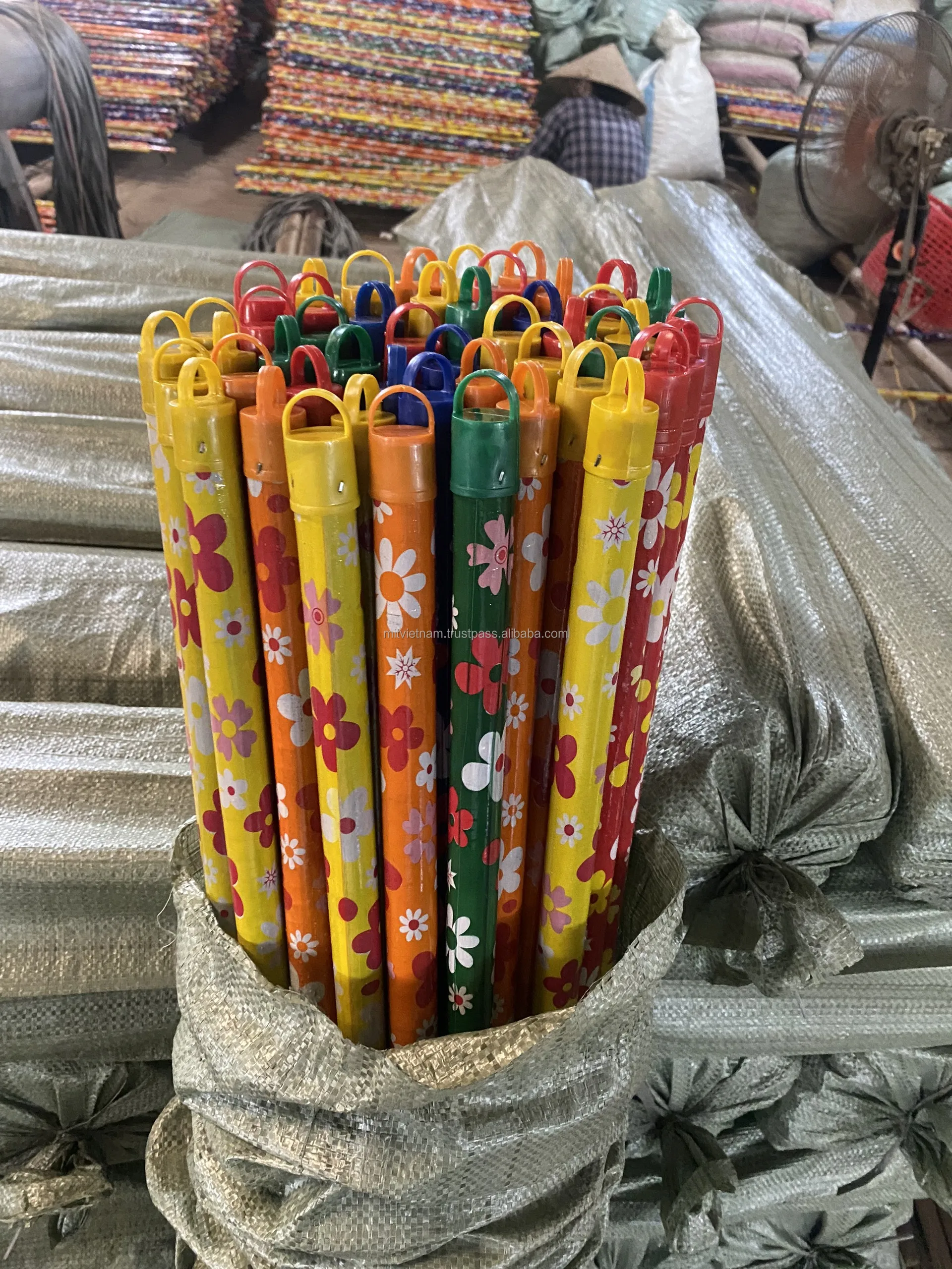 Wooden Broom Stick Flower Pvc Coated Eucalyptus Stick With Italian ...