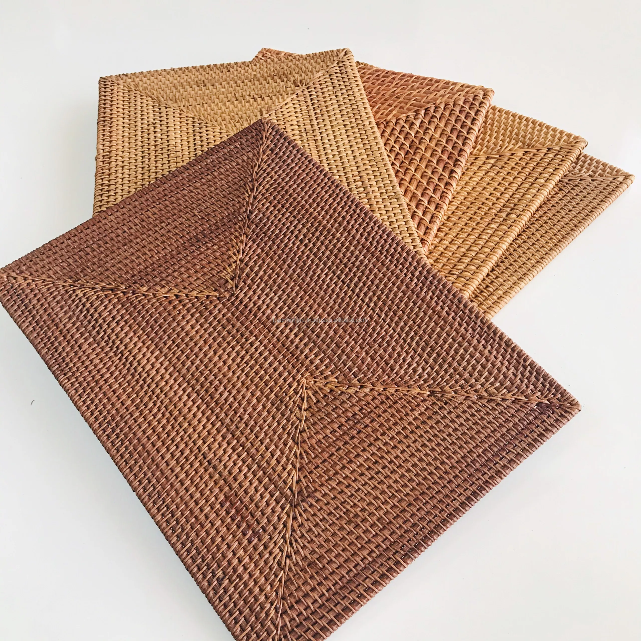 Classic Woven Rectangular Rattan Placemat - Sustainable & Stylish