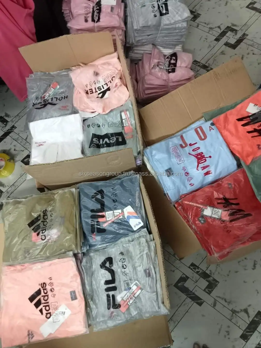 Surplus Branded Stock Lots Apparel Leftover Overruns T-shirt Men ...