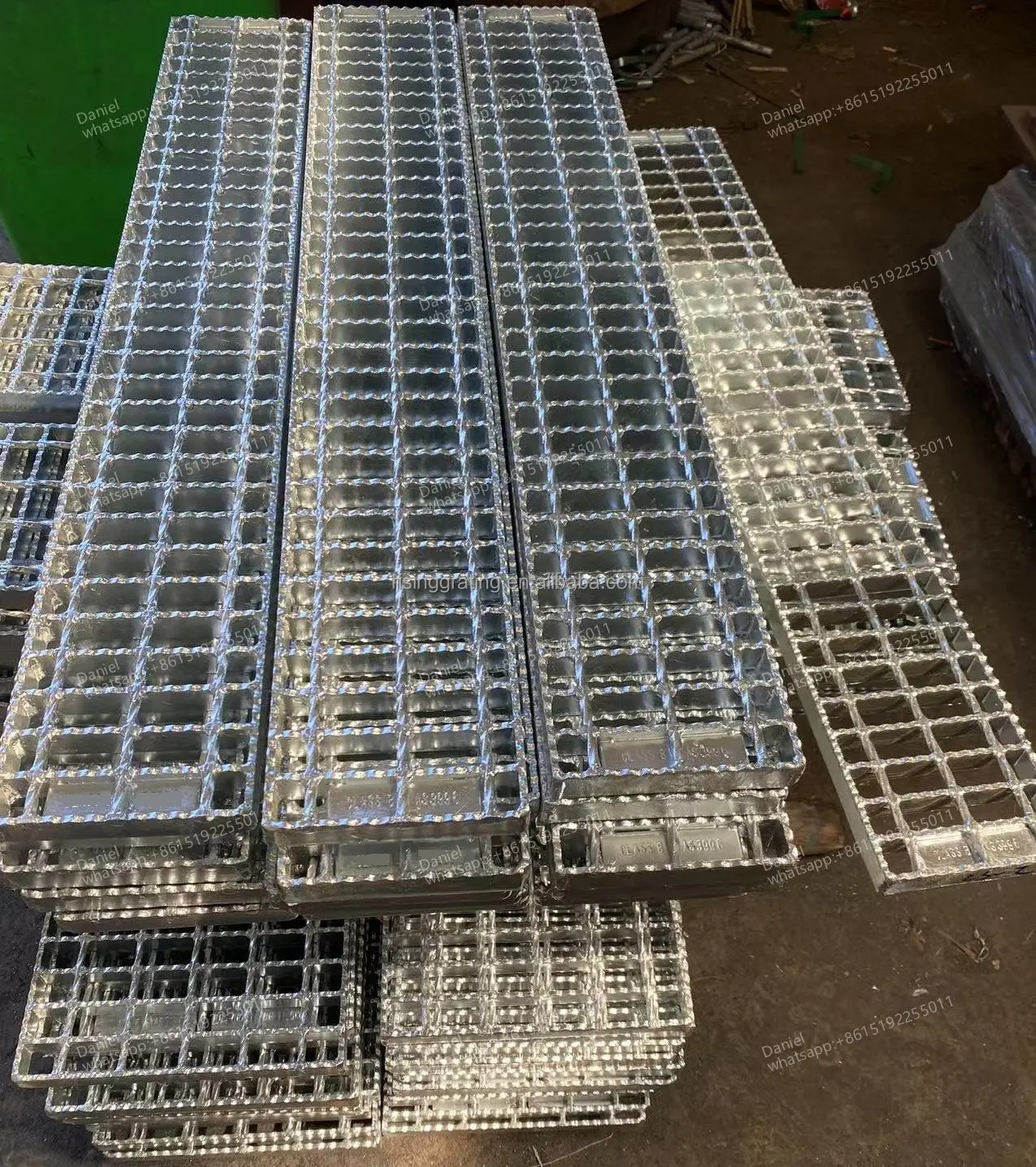 Galvanised Storm Drainage Trench Steel Grating Drain Cover - Buy ...