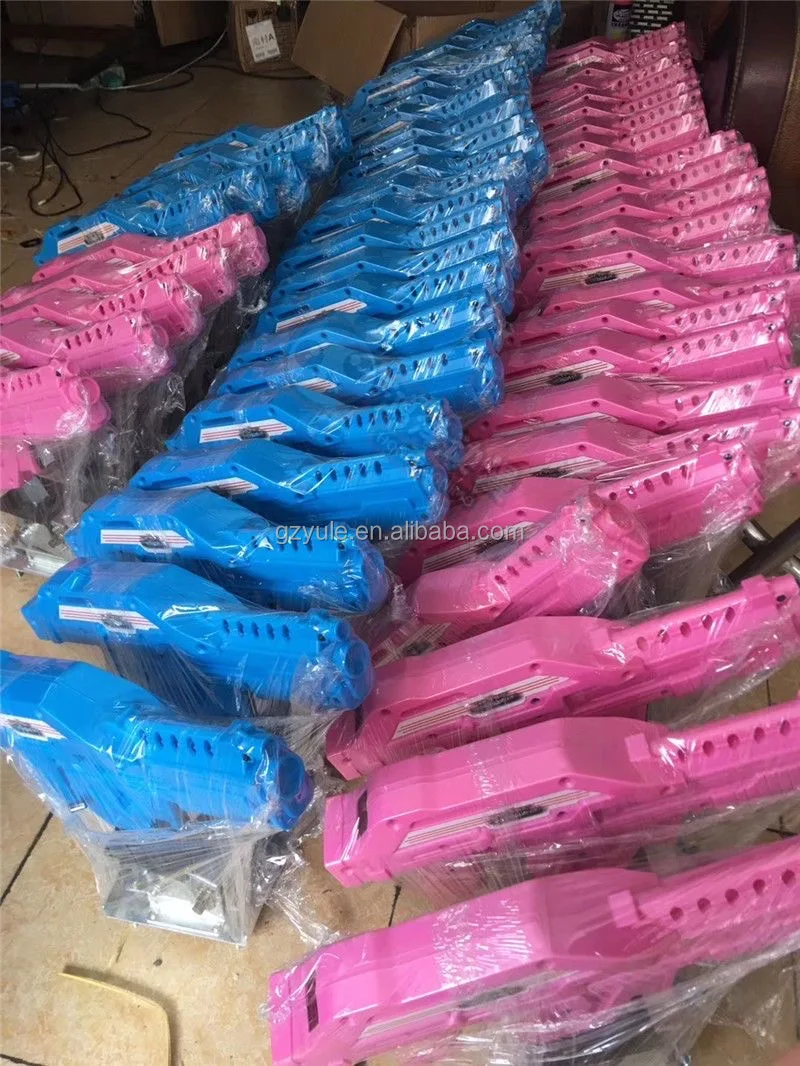 Plastic Panel Gun Rack Arcade Aliens Aliens Arcade Guns Alien ...