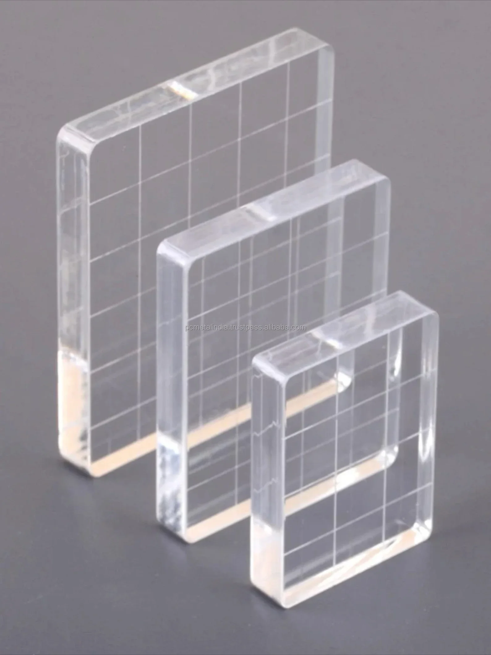 Clear Engraved Display Stand Base for Urn Trophy Award