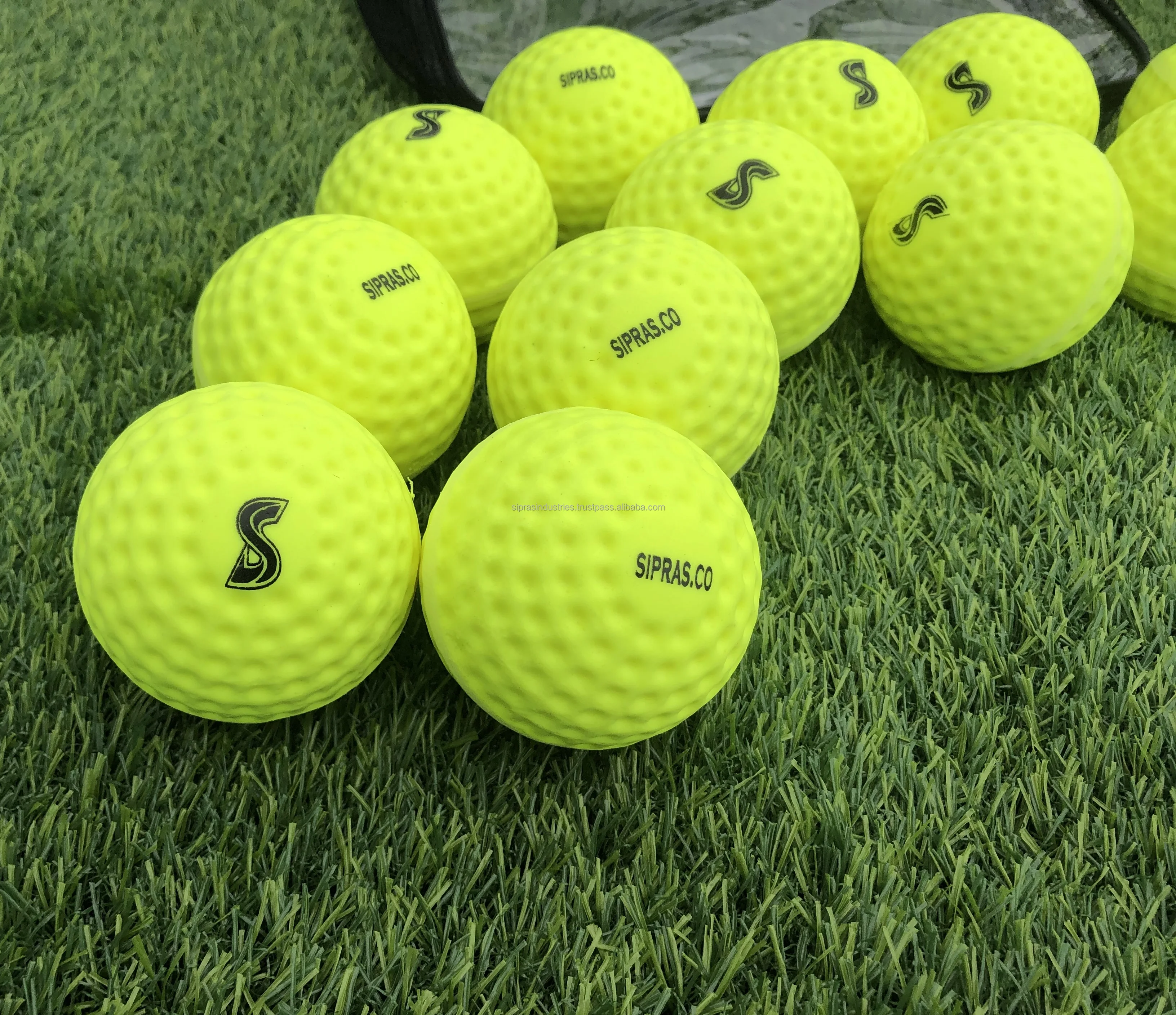 Gaelic GAA Hurling Dimple PU Fireballs Speed Ball All Weather Wall ...