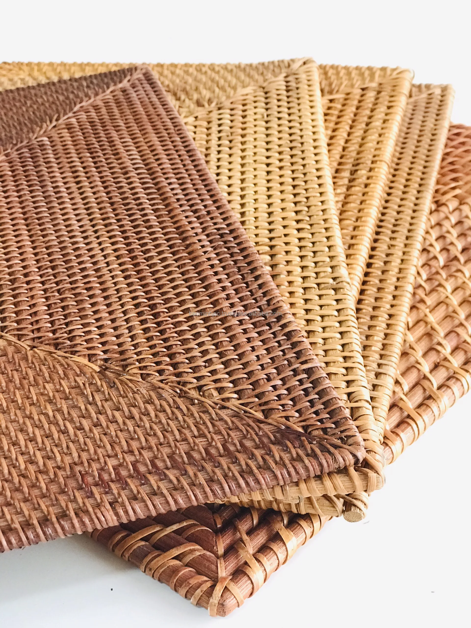 Classic Woven Rectangular Rattan Placemat - Sustainable & Stylish