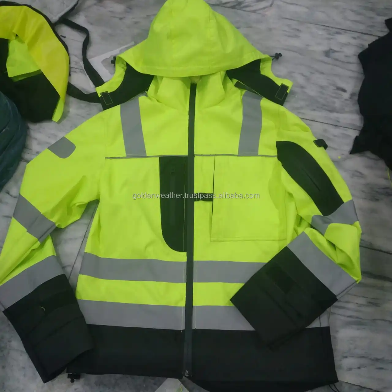 Winter Safety Clothing Outdoor Reflective Tow Color Softshell Winter ...