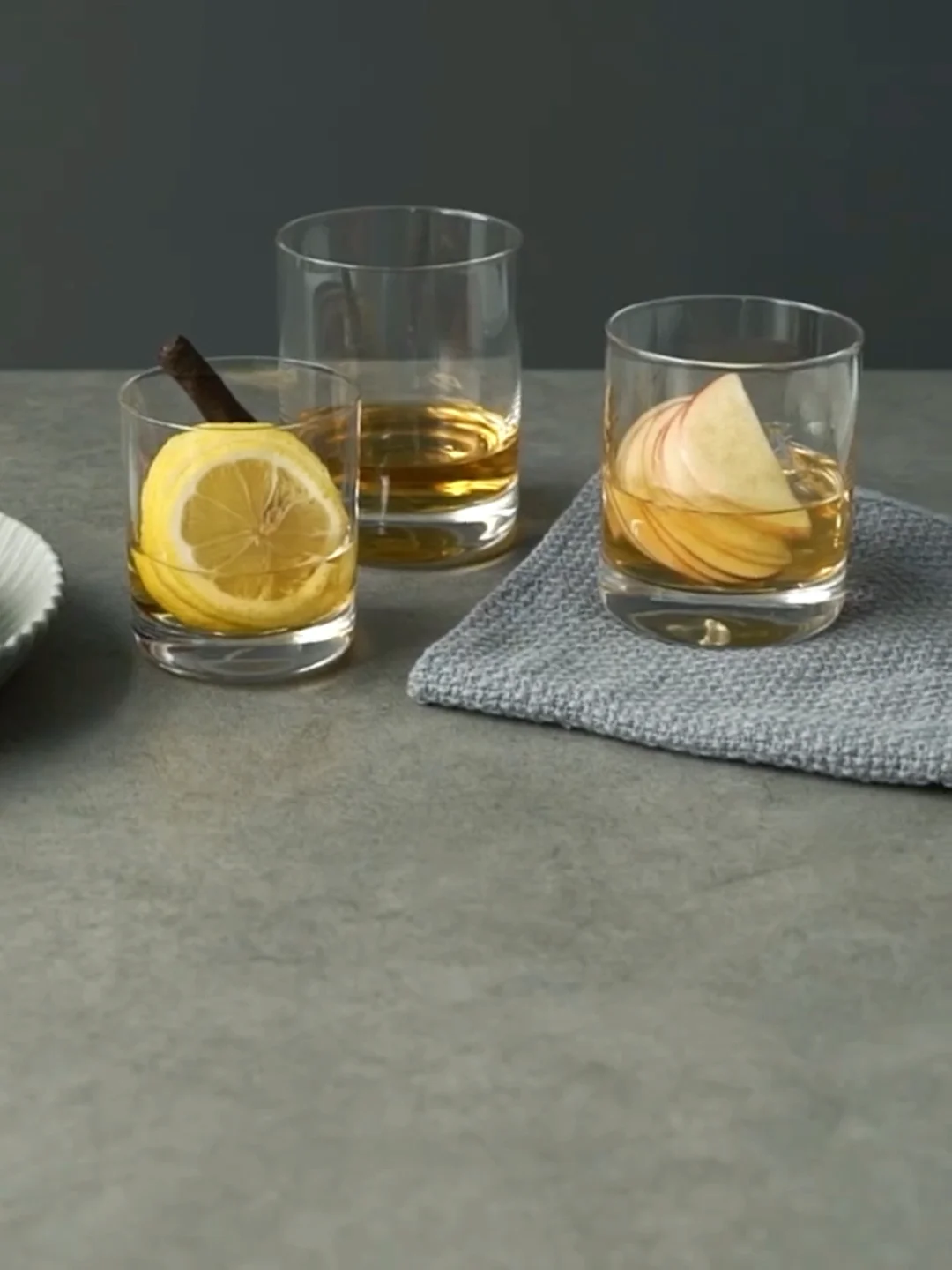 Heavy Base Round Cocktail Rock Glass Wholesale 11oz Old Fashioned Skull ...