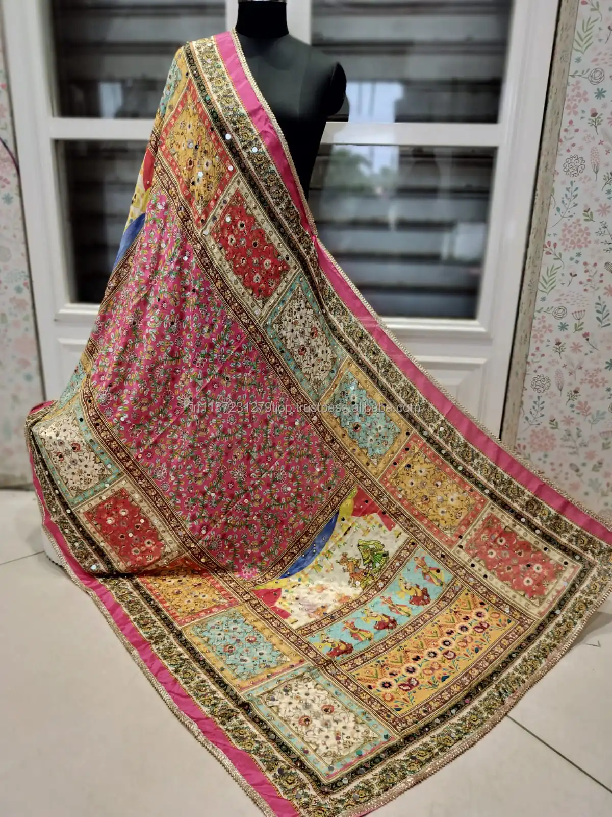 New Fancy Handmade Embroidery Mirror Work Pakistani Silk Dupattas ...