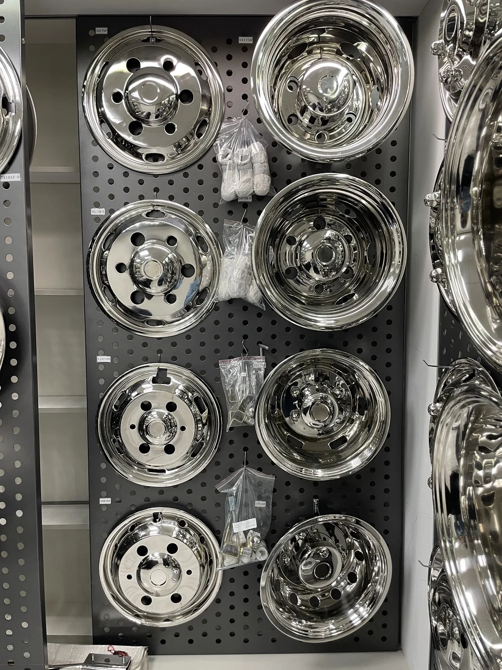 16 Wheel Simulator - Universal Fit for Truck & Bus Wheels