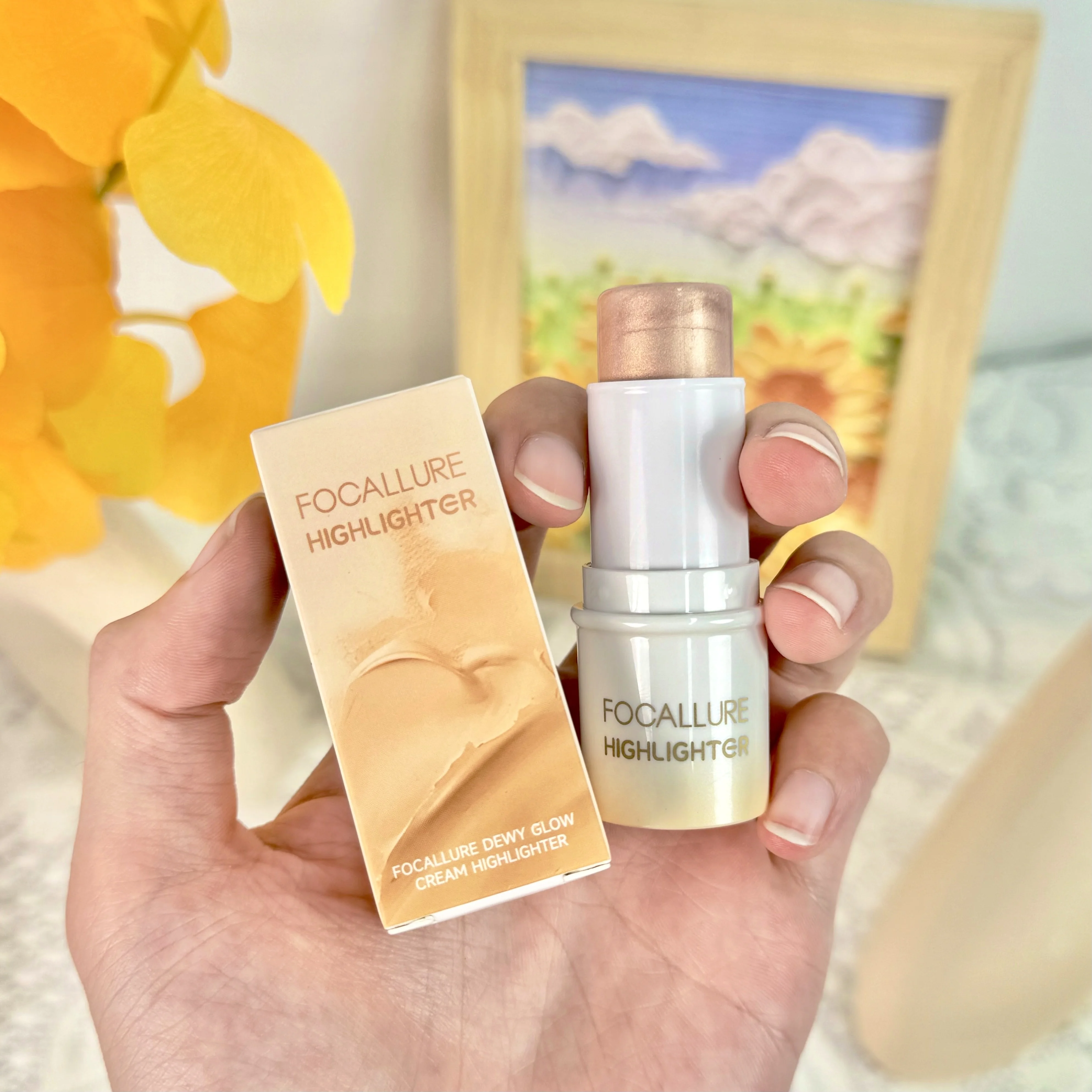 FOCALLURE FA-F44 Facial Shaping Natural Glow Face Highlighter Stick ...