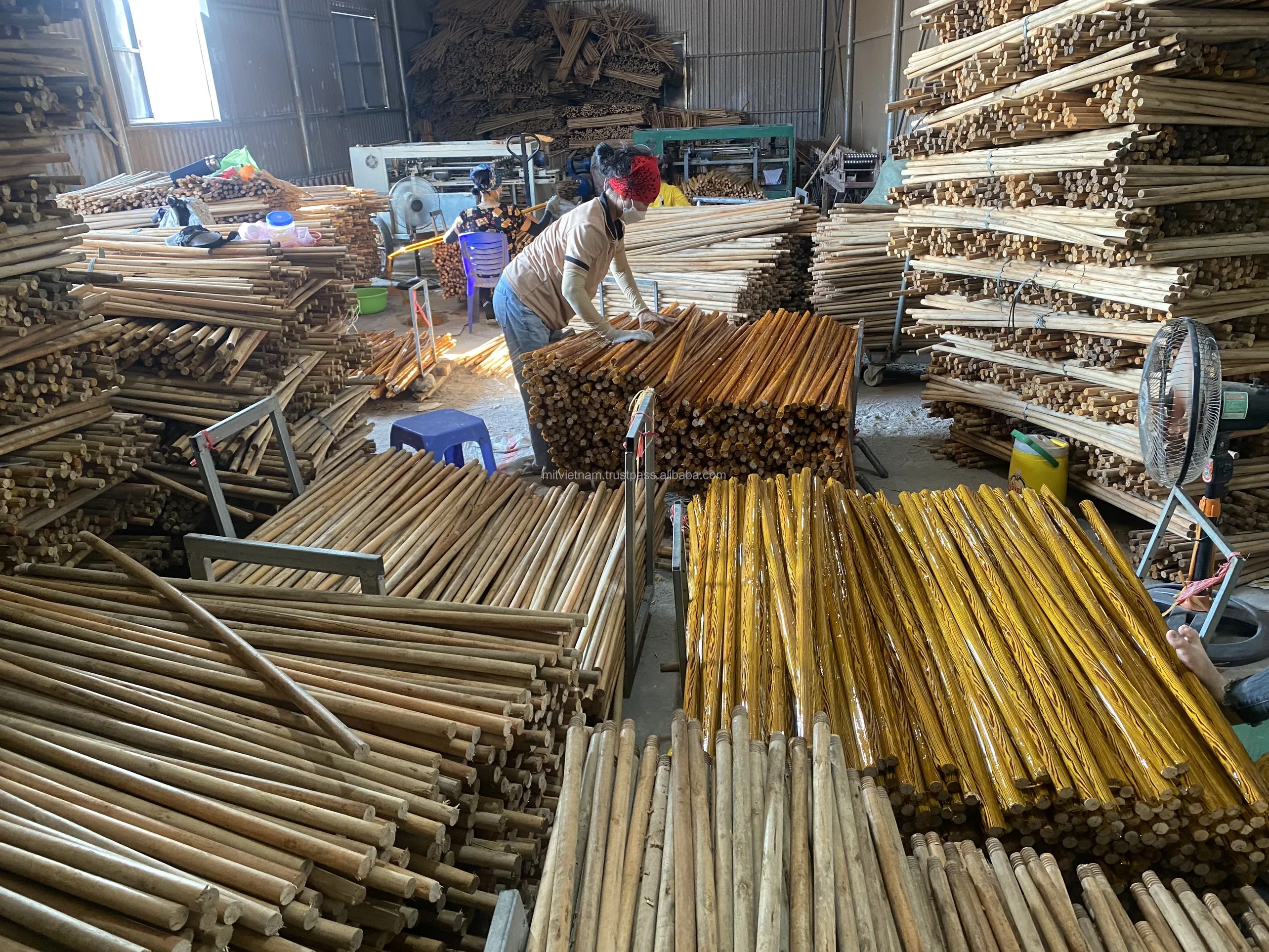 Best Sale For 2024 Wooden Broom Stick Flower Pvc Coated Eucalyptus ...