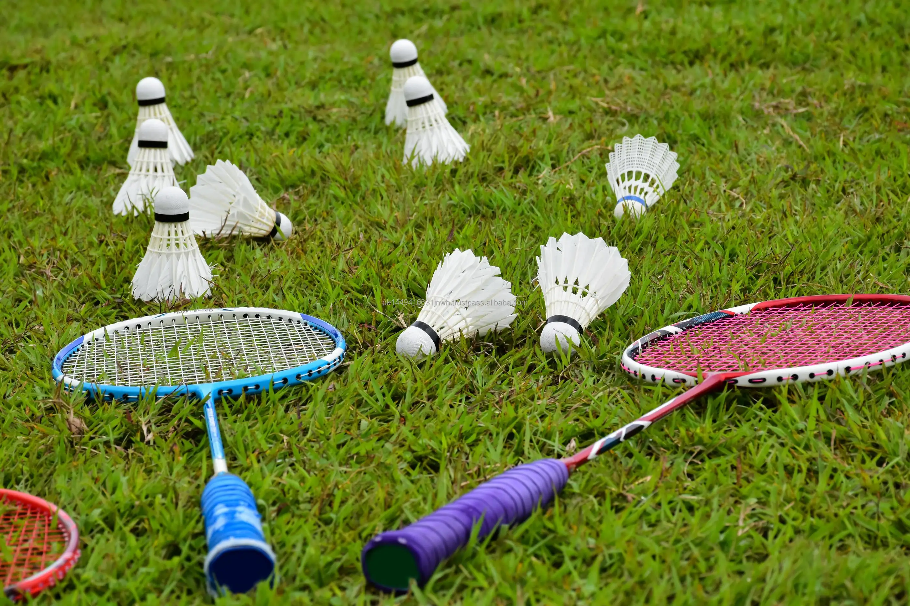 Wholesale Plastic Shuttle Cock Green Colour Badminton Nylon/Plastic ...