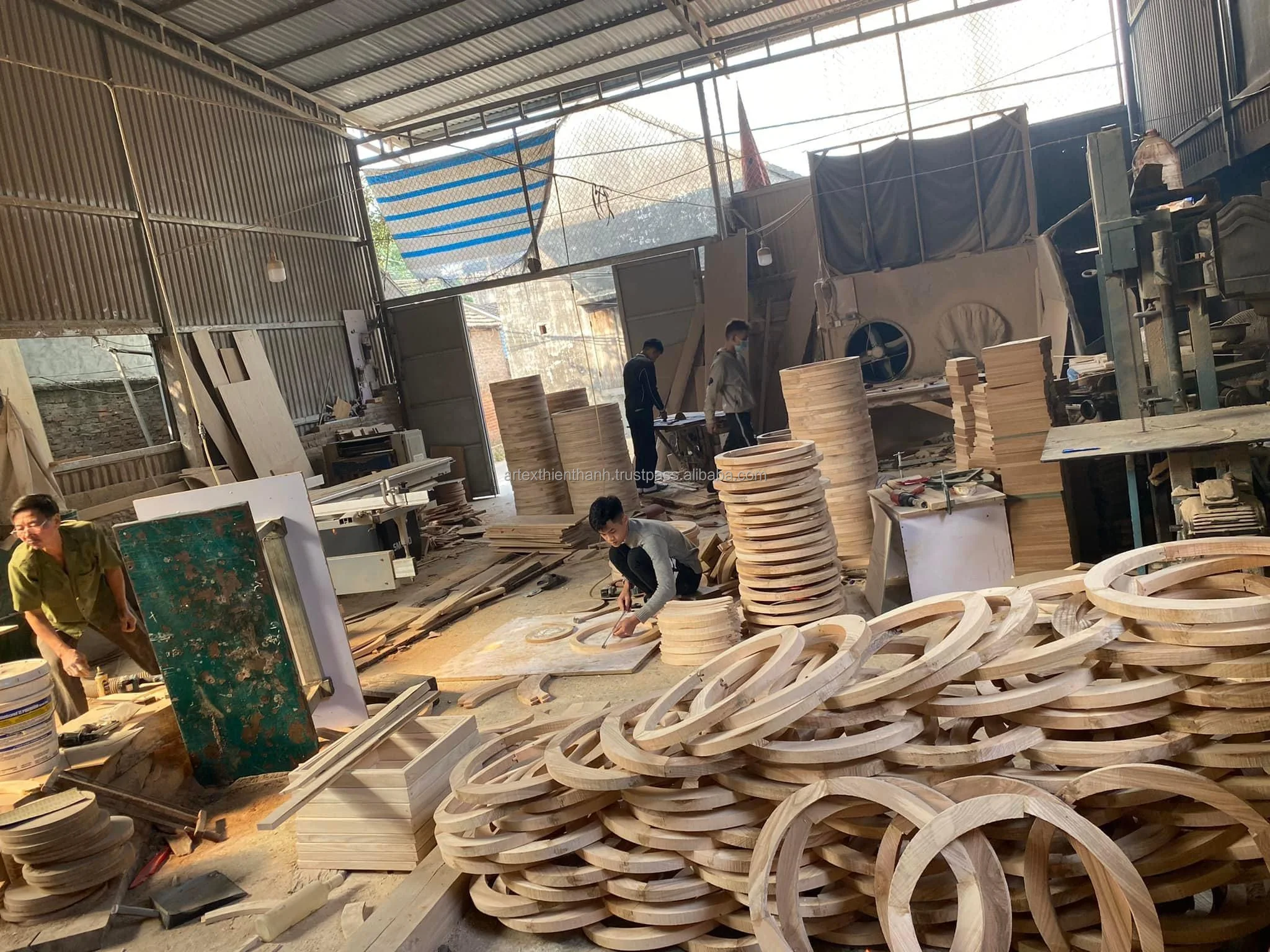 Vintage Style Acacia Rustic Wooden Serving Tray Round Wood Decorative ...