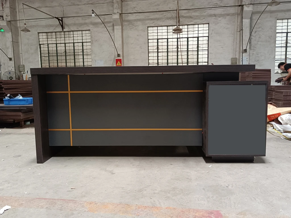 2021 Office Desk MDF - Modern Furniture for Professional Use
