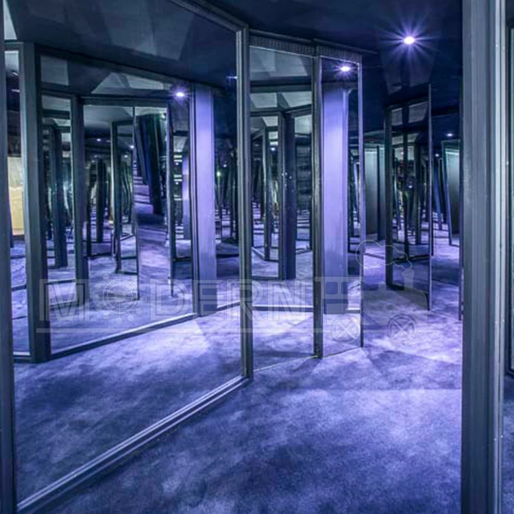 Funhouse Mirror Maze