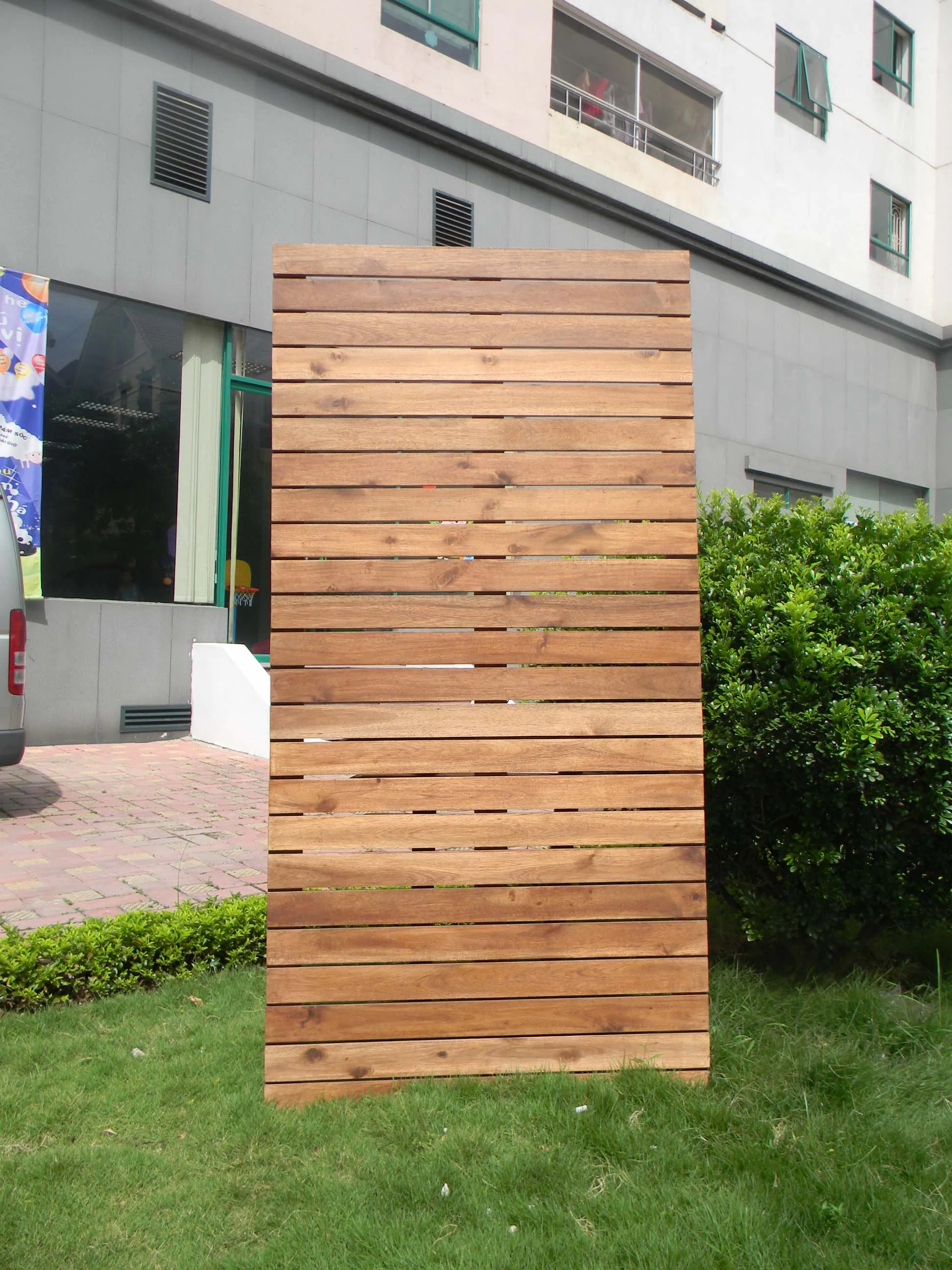 Acacia Wood Fence for the Garden - Easy Assembly & Eco-friendly