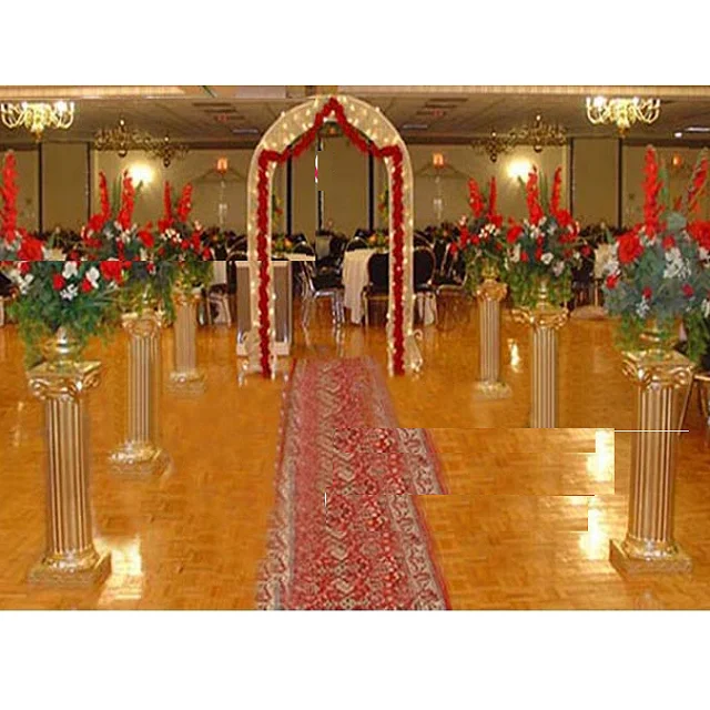 Wedding Aisleway Golden Pillars Traditional Wedding Walkway Golden ...