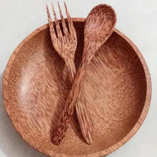 Natural Handmade Round Coconut Wooden Plates Food Serving Dishes From ...