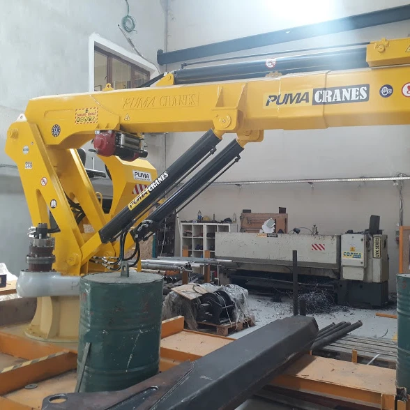 10 Ton SWL Crane - Telescopic Marine Crane for Heavy Lifting