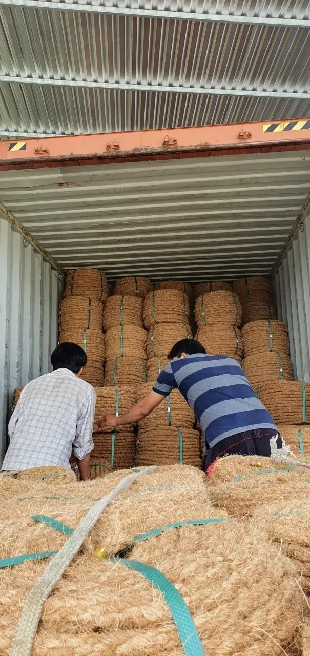 Vietnam Coconut Coir Fiber Mat - Coir Net For Erosion Control - Natural ...