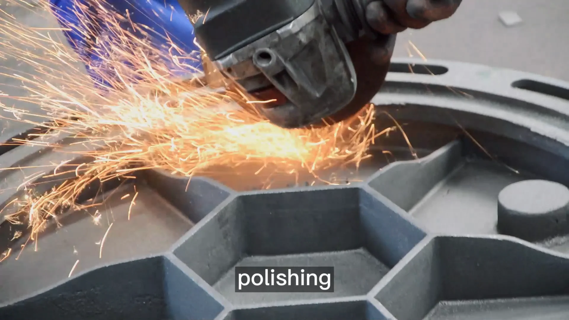 Bs En124 Standard D400 600x600mm Casting Ductile Iron Double Triangular ...