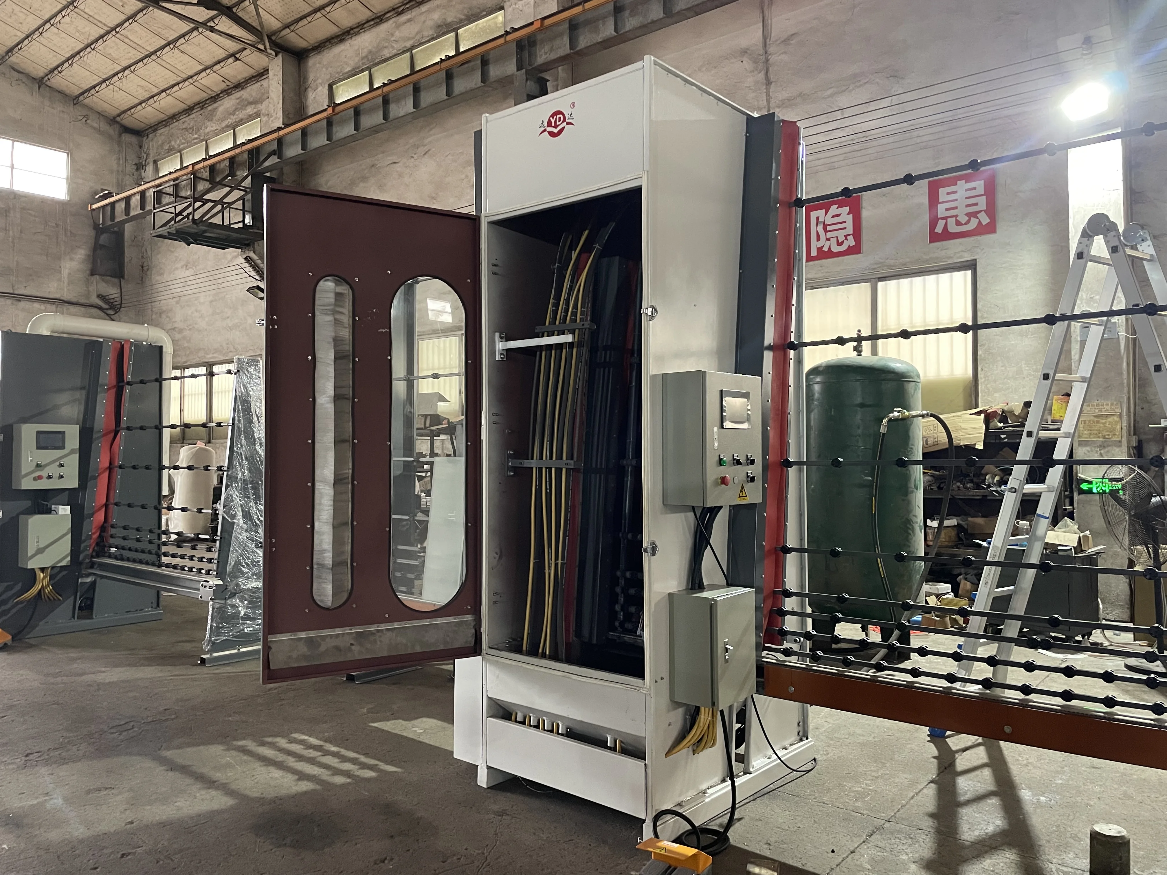 YD-SB Series Semi-Automatic Glass Sandblaster Frosting Glass Making ...