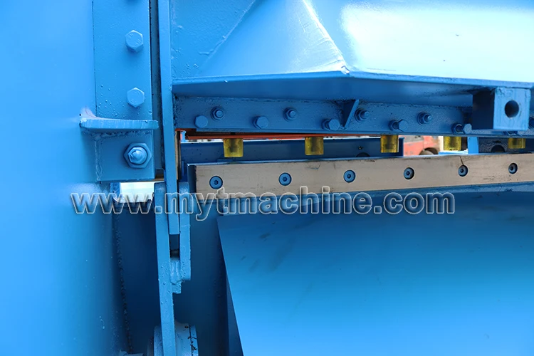 Small Types Electric Shearing Machine 1.5*1300mm Q11 Shears For Cutting ...