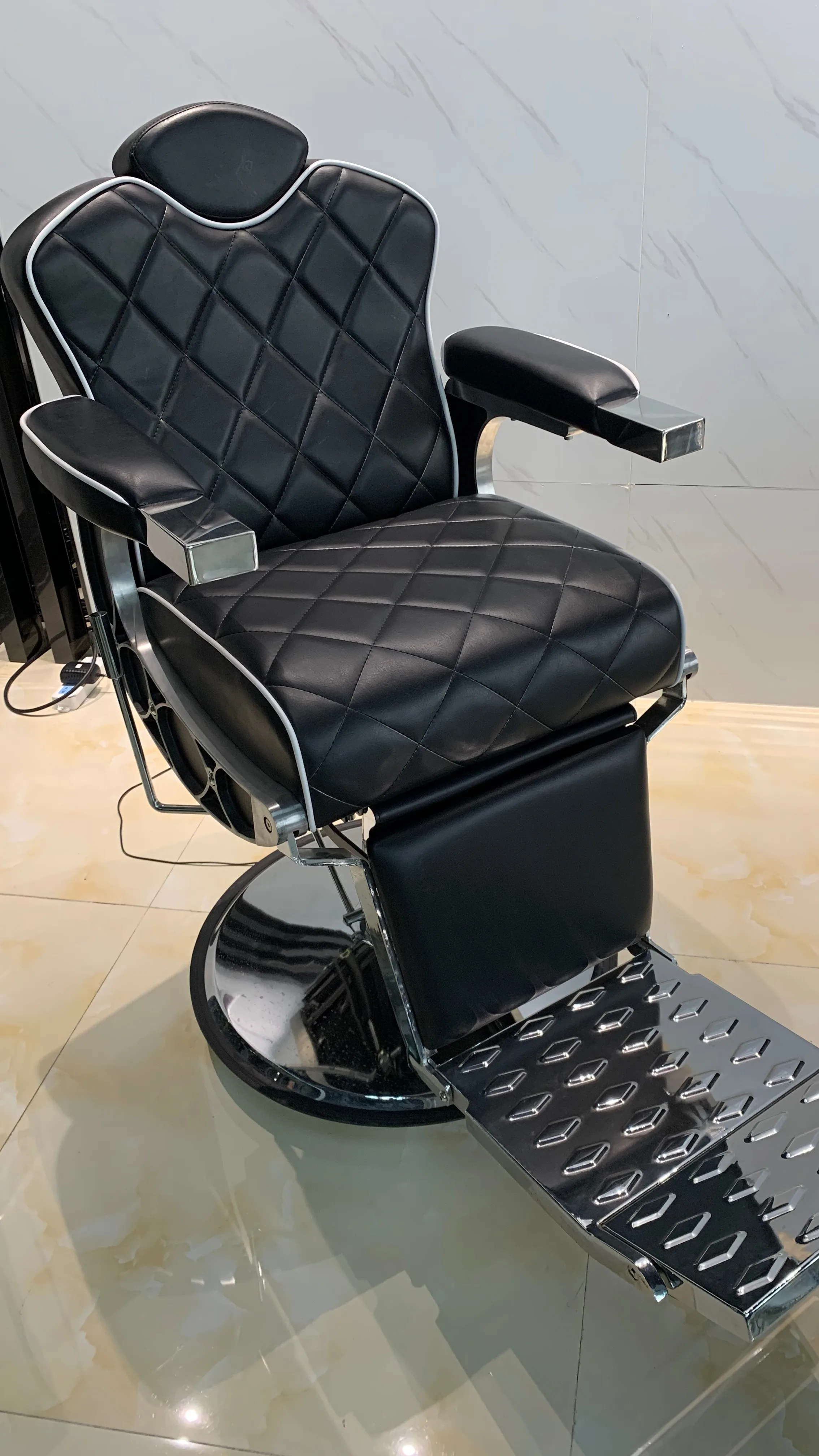 Wholesale Hydraulic Lift Barber Chair Foreign Trade Hairdressing Chair ...