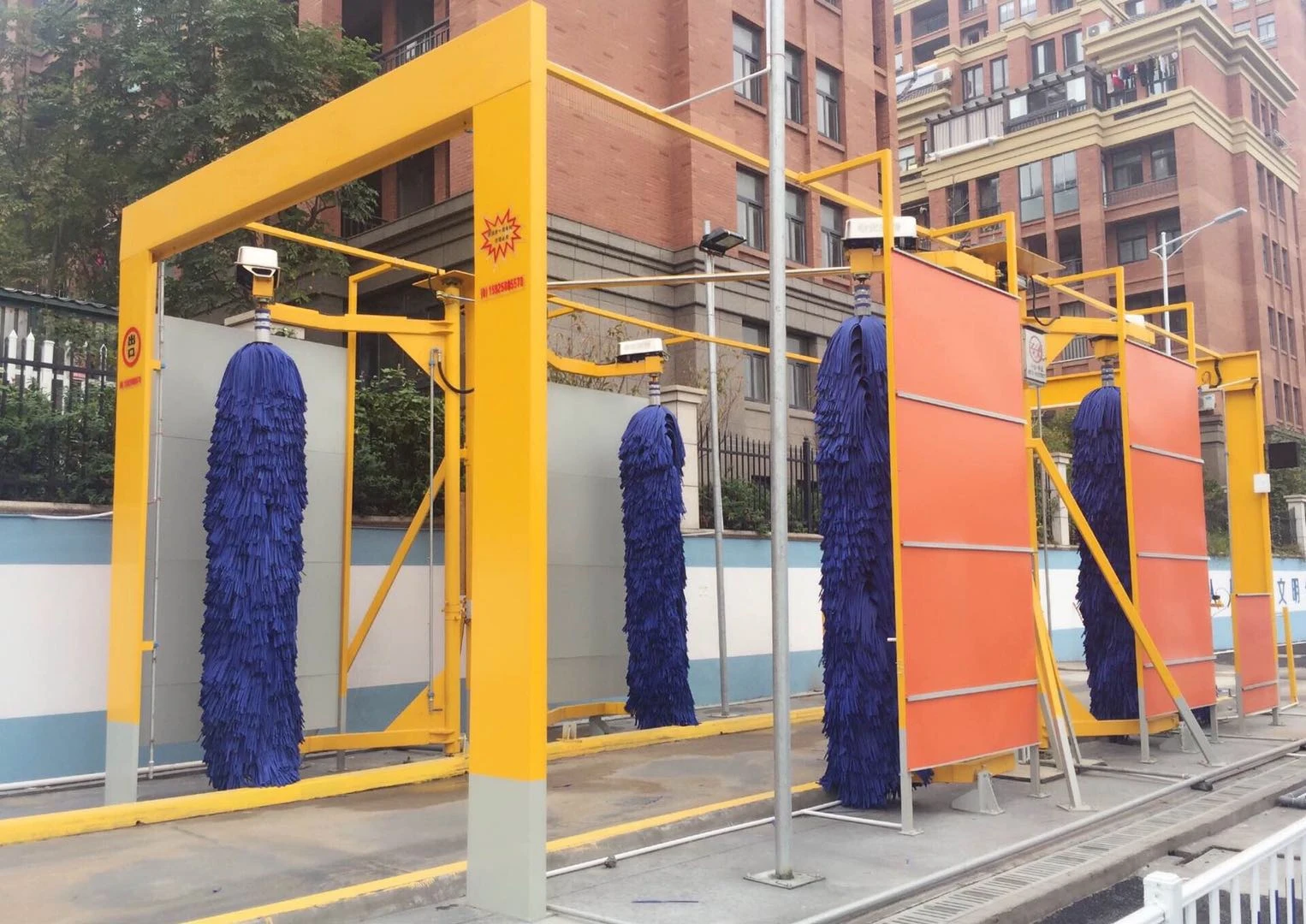 High Pressure Gantry Automatic Mobile Car & Bus Wash Equipment