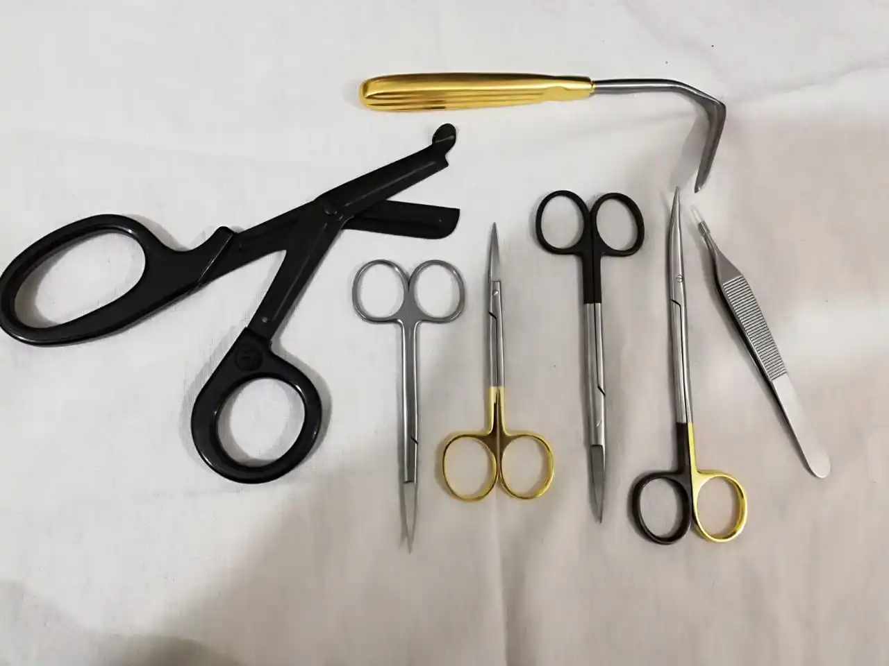 Adson Periosteal Elevator - Curved Blunt Surgical Instrument