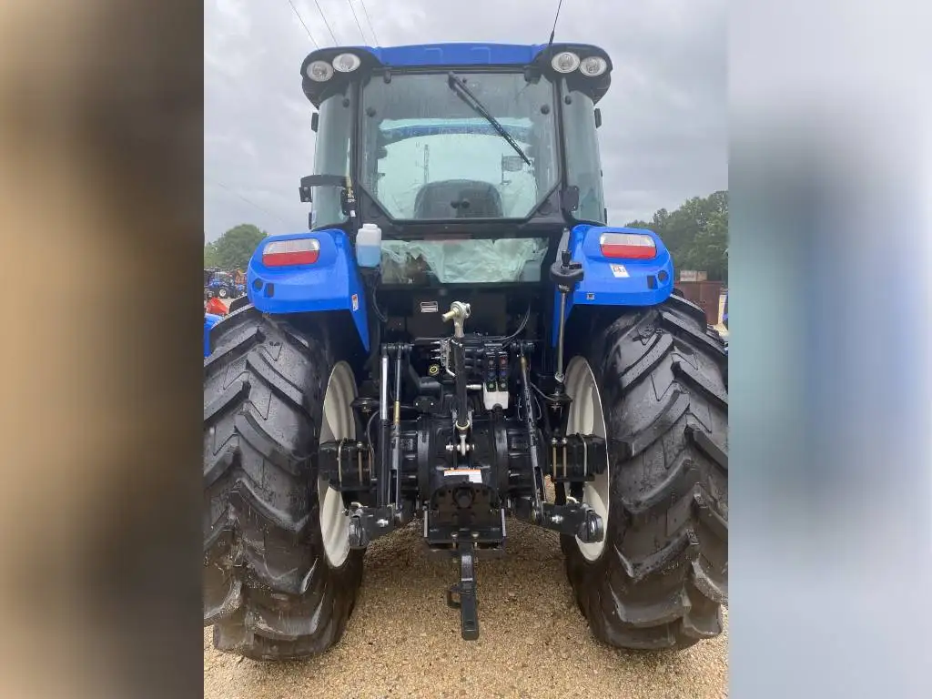 NEWHOLLAND TS6.110 Farm Tractor for Sale - Perfect Condition
