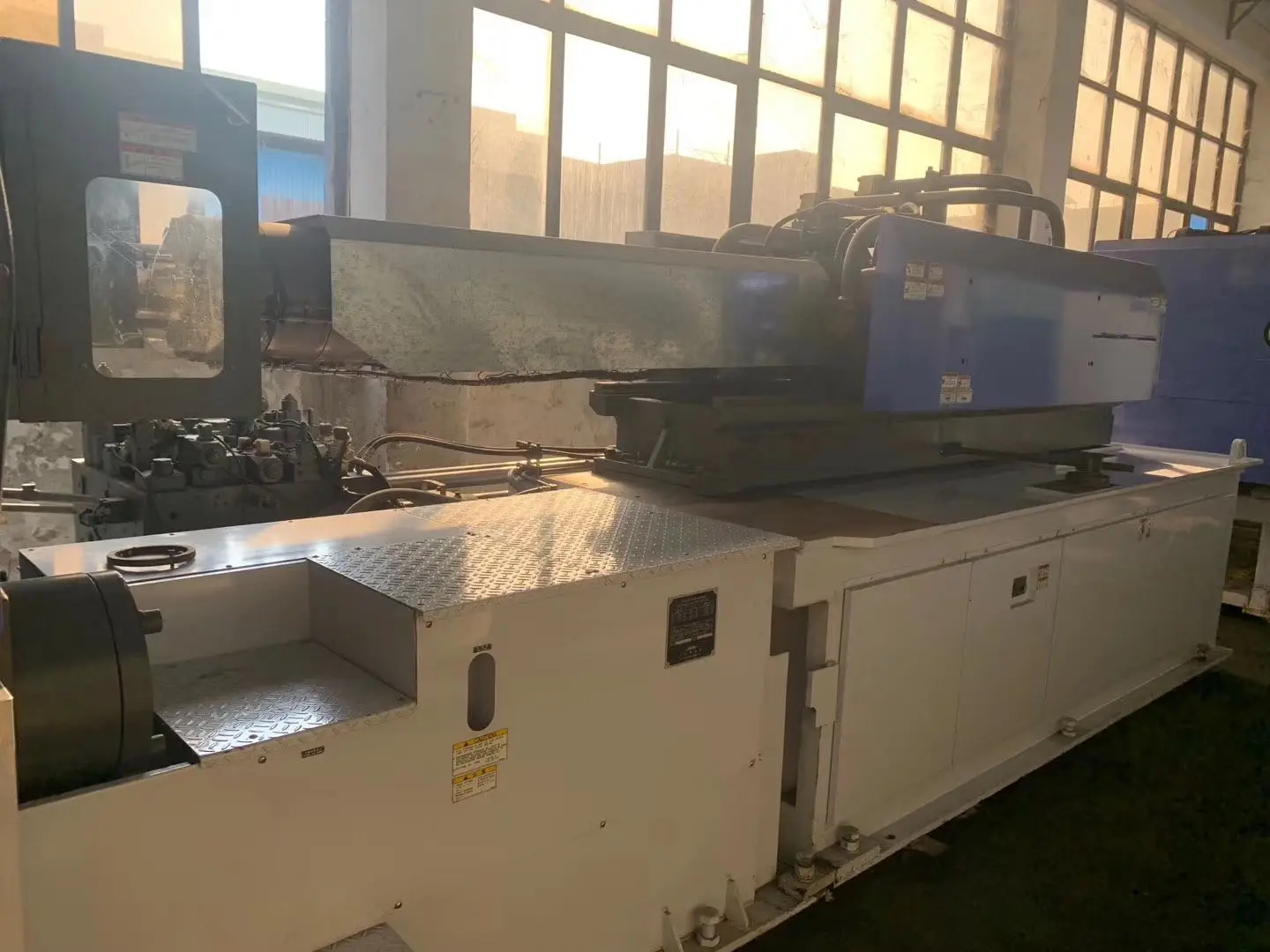 J850E日本ブランドJSW射出成形機850トンプラスチック成形機| Alibaba.com