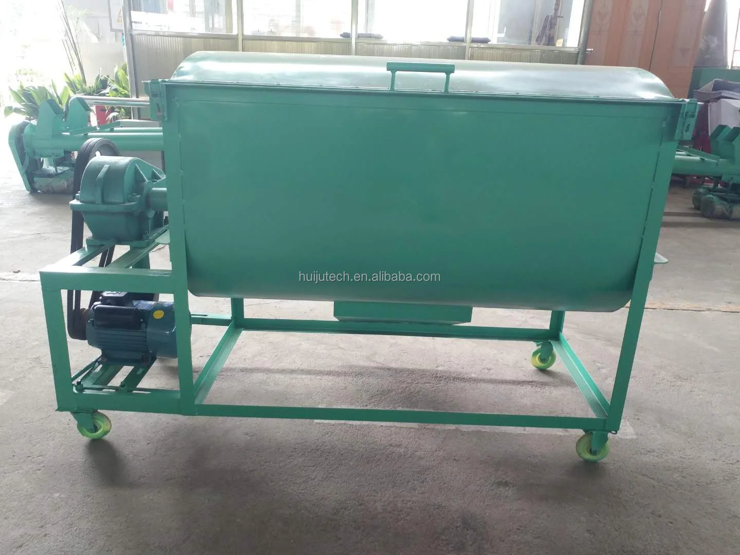 Livestock Animal Feed Mixer 150kg/batch - High Productivity