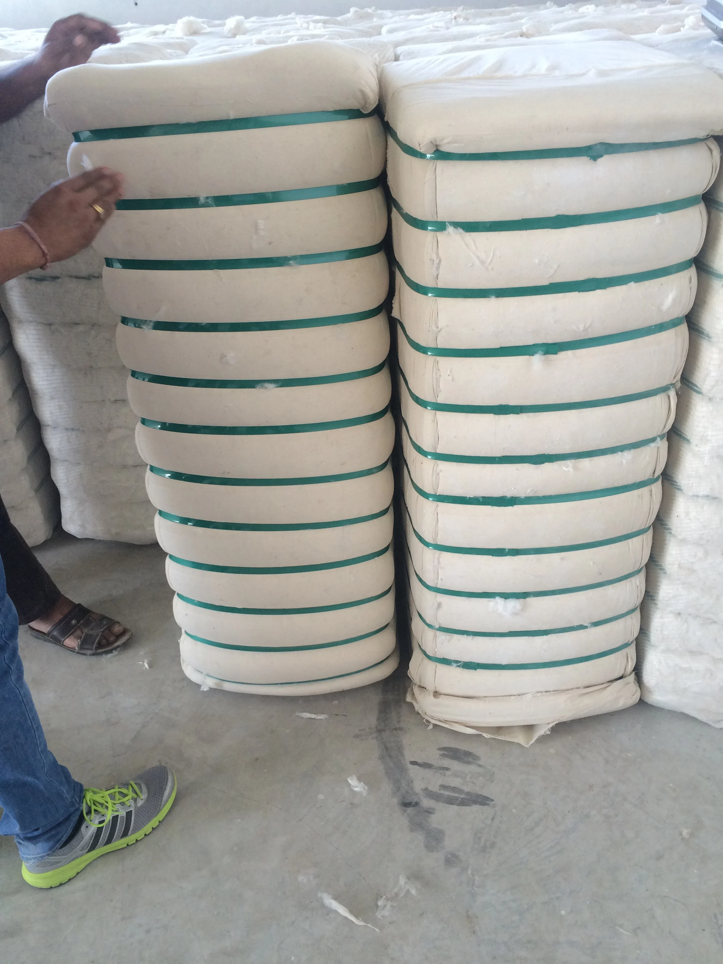 Bleached Raw Cotton Bales - Buy Indian Raw Cotton,Bleached Cotton ...