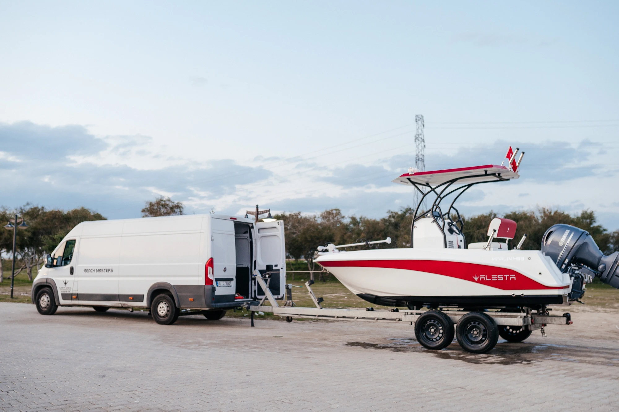 Alesta Marine Luxury Raptor Parasailing Boat Black New Fiber Glass ...