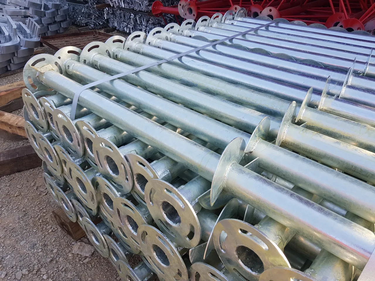 Steel Galvanized Screw Piles Solar Mounting Solar Racking System ...