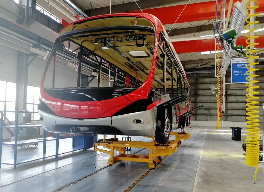 Automatic Overhead Hanger for Vehicle Body Conveyor