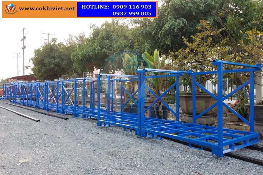 Vietnam Customize Cargo Storage Equipment - Stackable Pallets