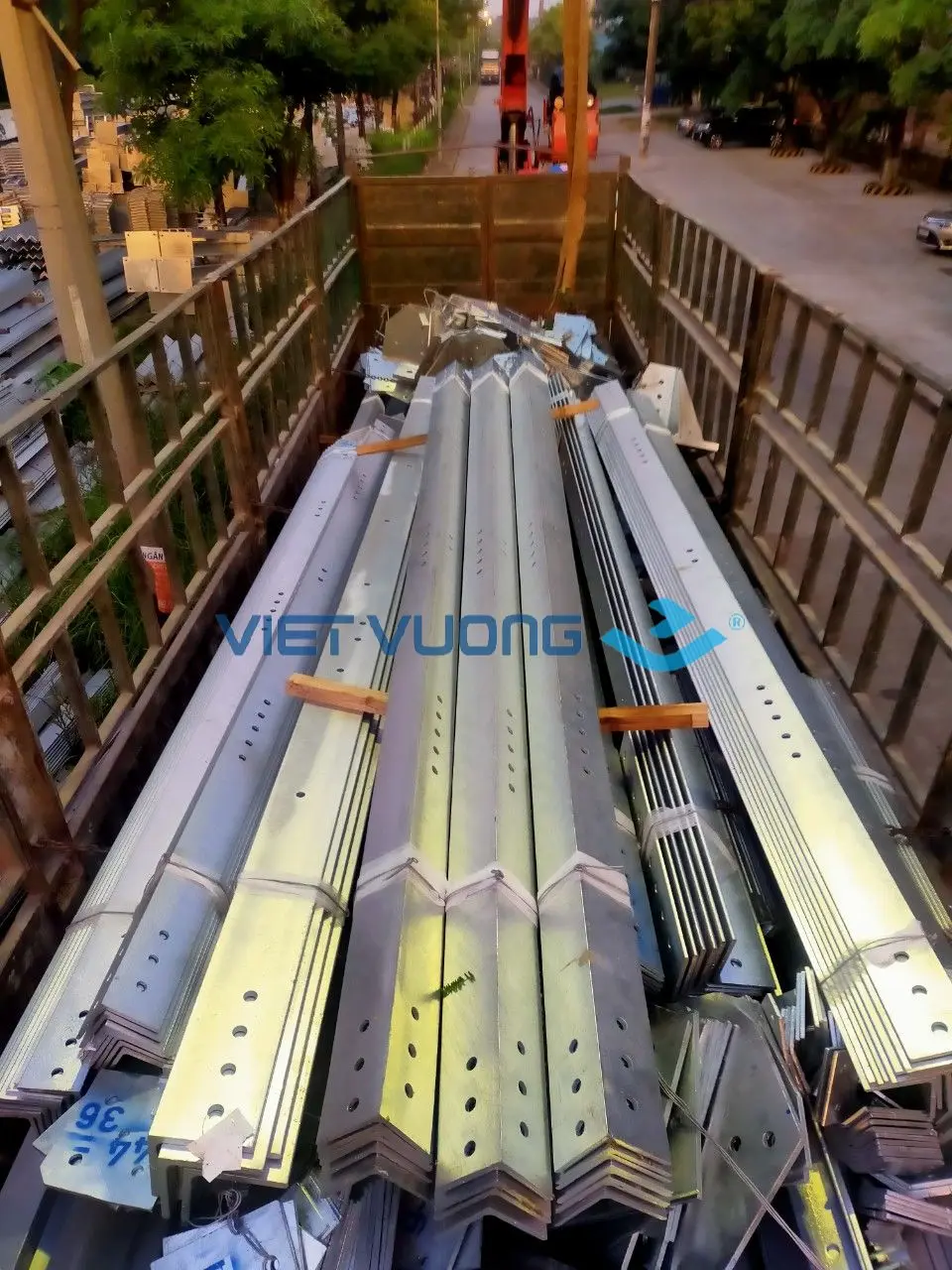 Guardrail Roadway Safety Beam Steel Crash Barrier Hot Dipped Galvanized ...