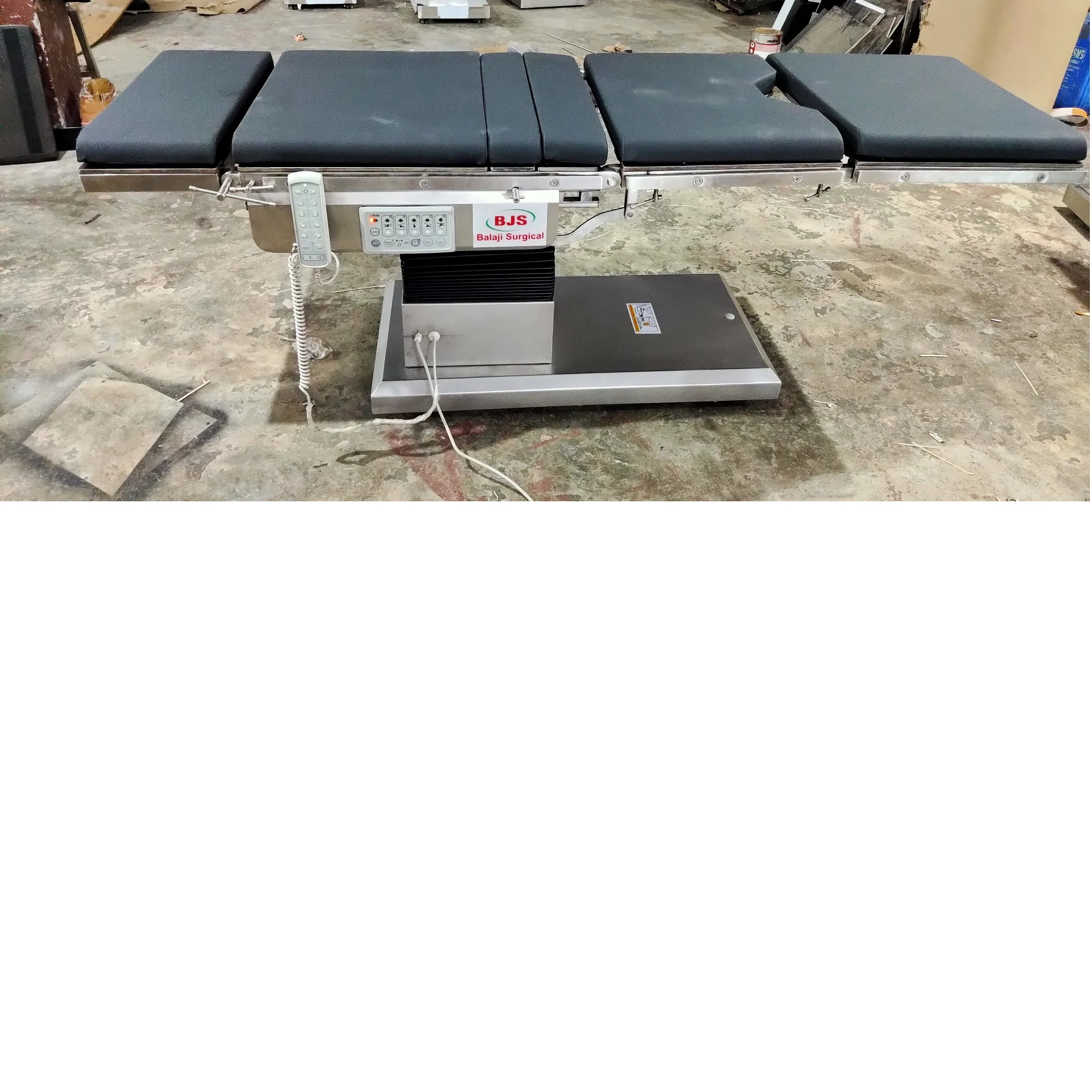 BALAJI SURGICAL Eye Operating OT Table - Hydraulic Manual