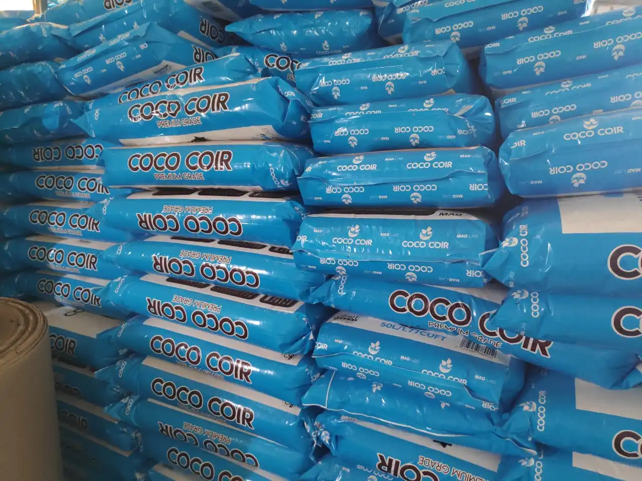 Cocopeat Loos COCO PEAT 50 LITTER BAG - All-Season Coconut Peat