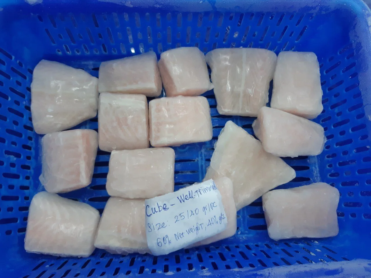 White / Light Pink Color Frozen Seafood Hypophthalmus Pangasius Cube ...